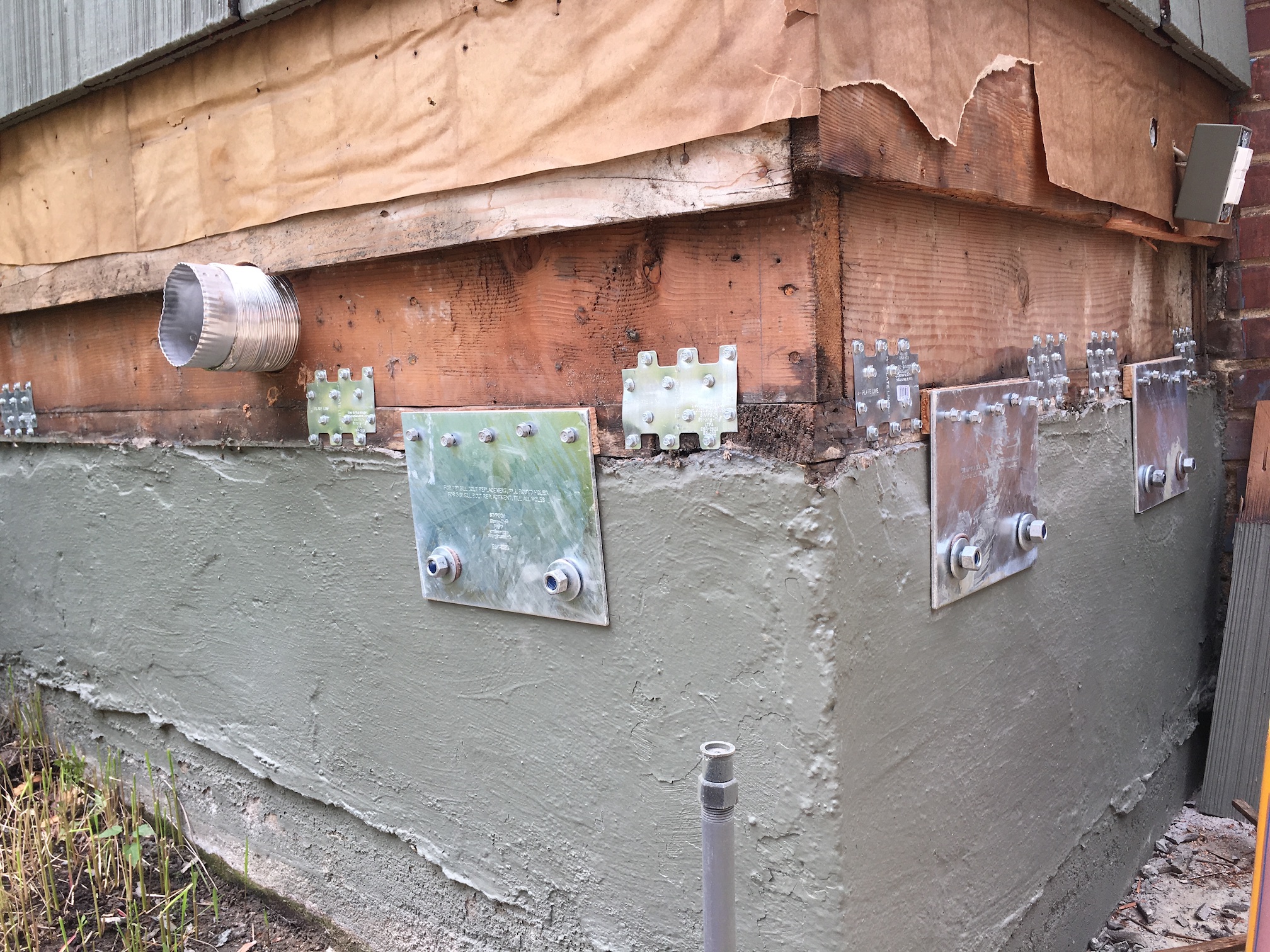 Earthquaketech Seismic Retrofitting